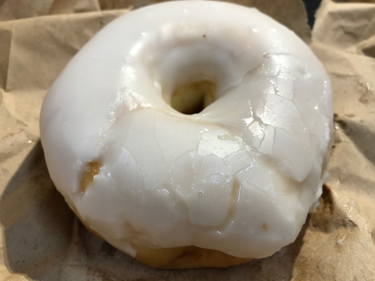 Vanilla Double Glaze Donut @ Woolworths, Pyrmont – DomNuts