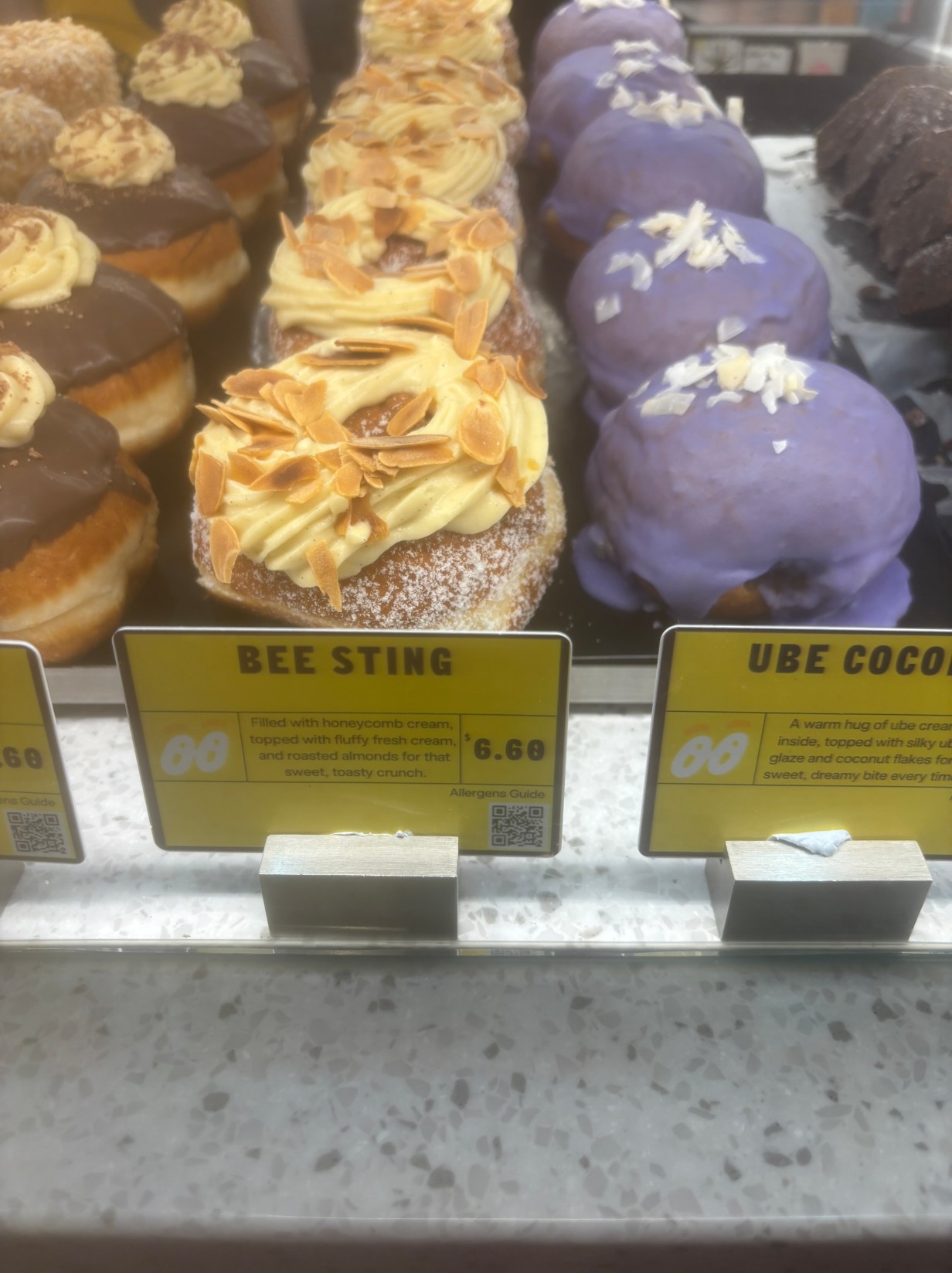 Bee Sting Donut @ Brooklyn Donuts, Miranda – DomNuts